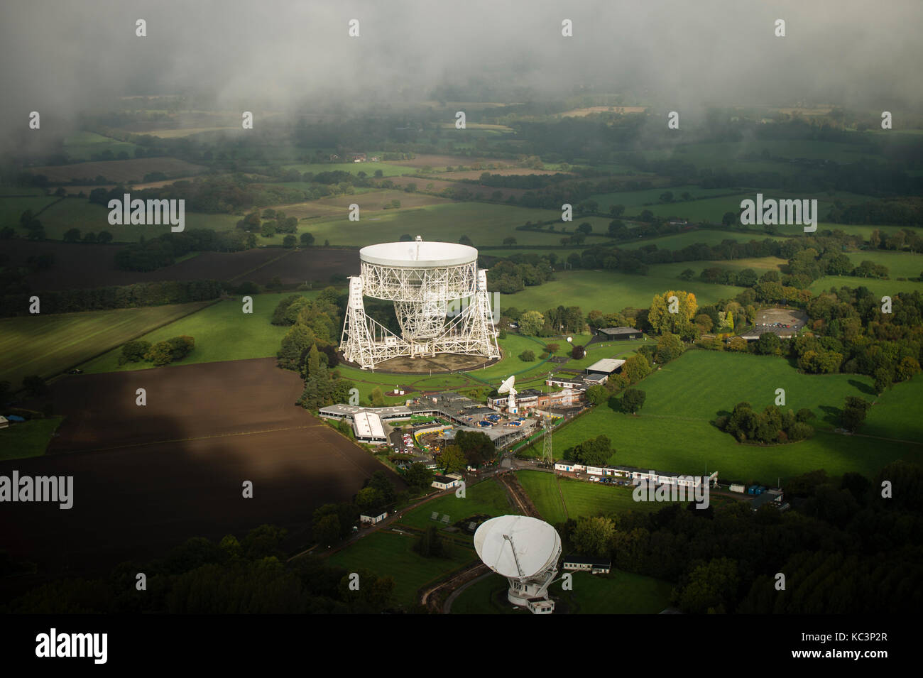 Jodrell bank dish aerial hi-res stock photography and images - Alamy