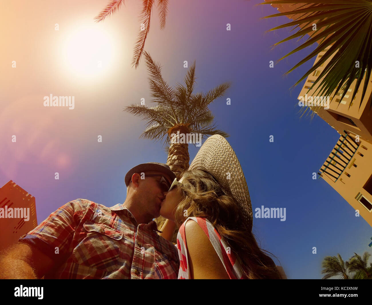 Love romance couple hi-res stock photography and images - Alamy