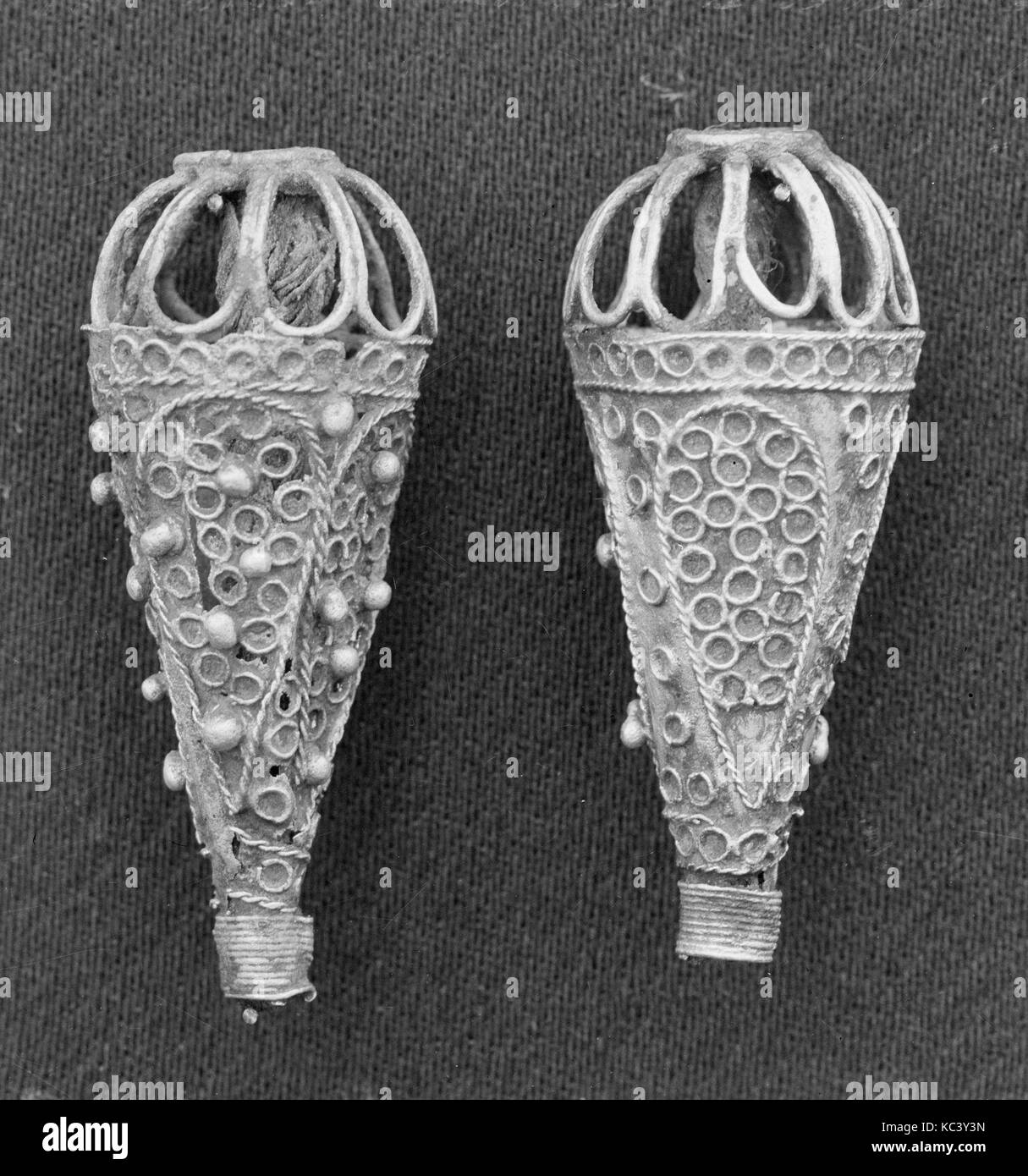 14th century silver Black and White Stock Photos & Images - Alamy