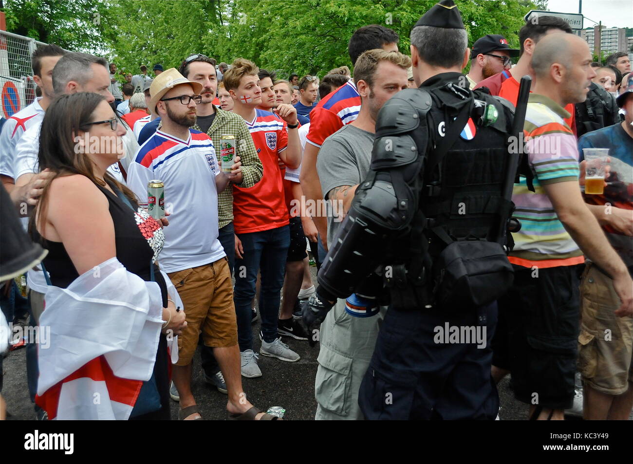 EURO 2016: English supporters face riot police at Geoffry Guichard ...