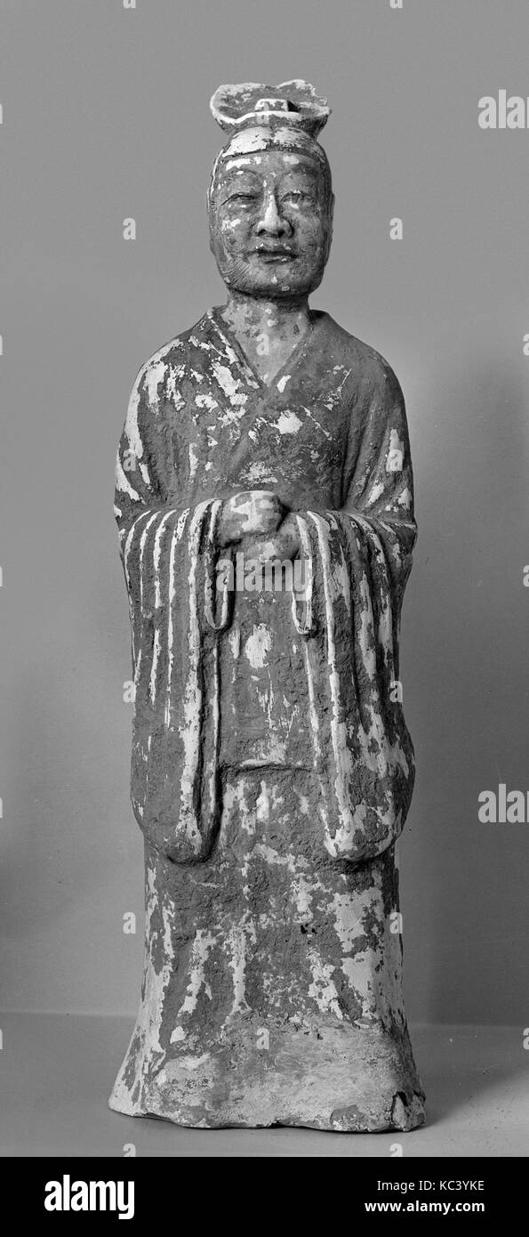 Figure, Tang dynasty (618–907), China, Earthenware, H. 20 1/2 in. (52.1 ...
