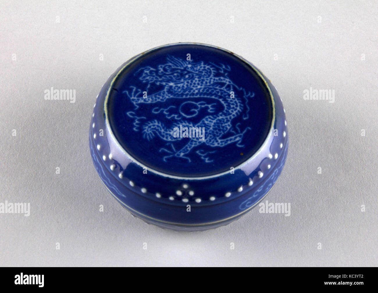 Rouge Box, Qing dynasty (1644–1911), Kangxi period (1662–1722), China ...