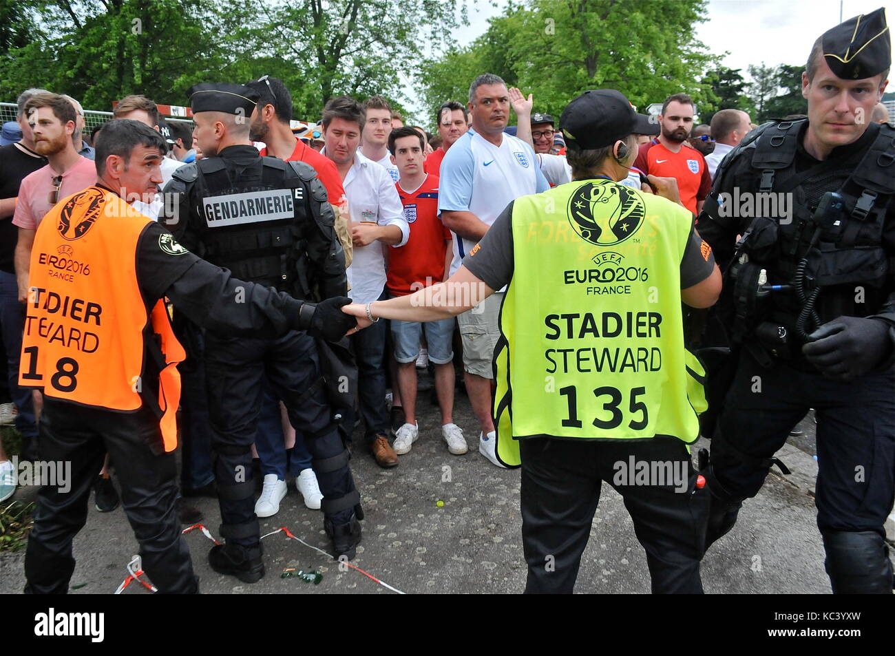 EURO 2016: English supporters face riot police at Geoffry Guichard ...