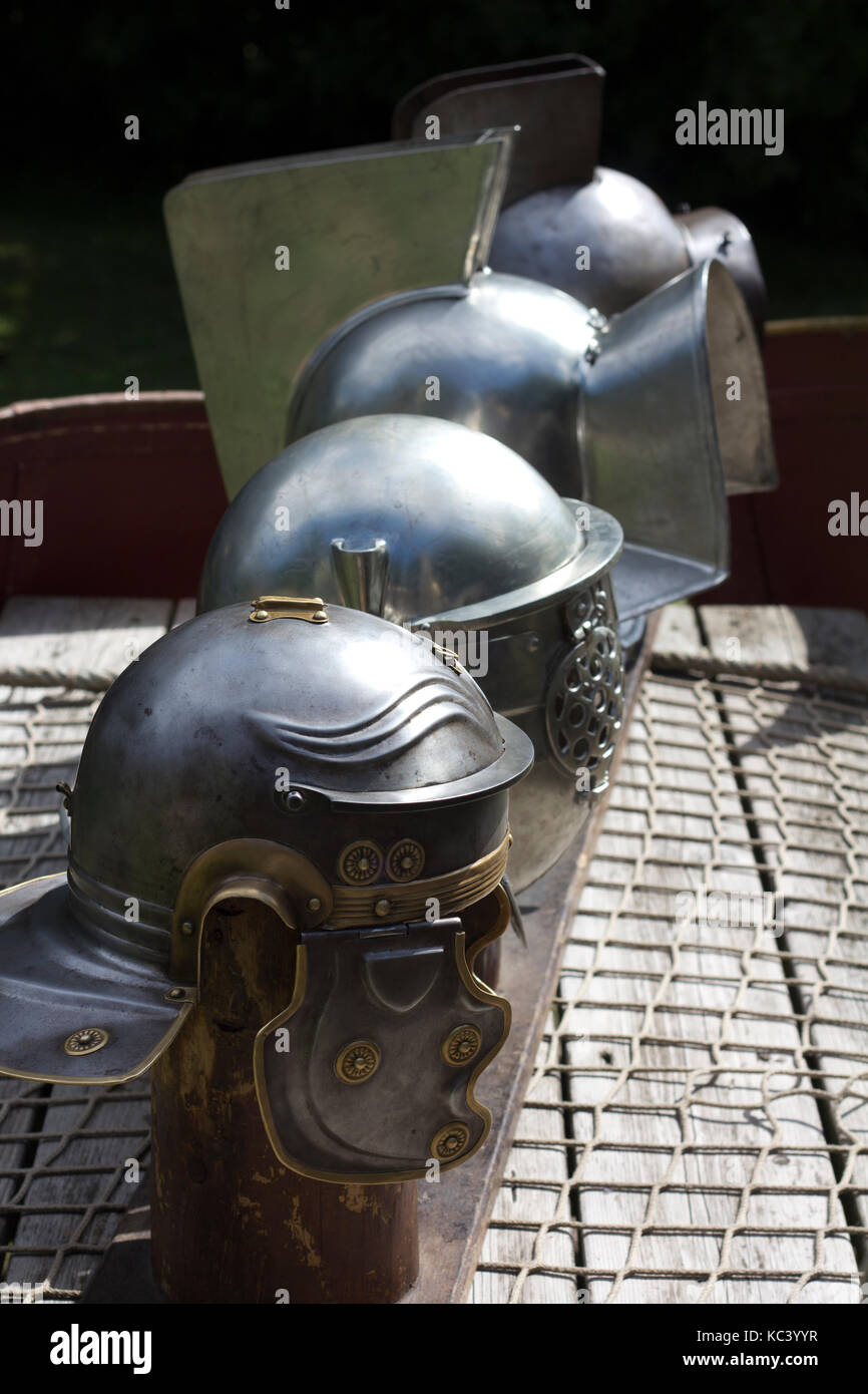 Roman helmet museum hi-res stock photography and images - Alamy