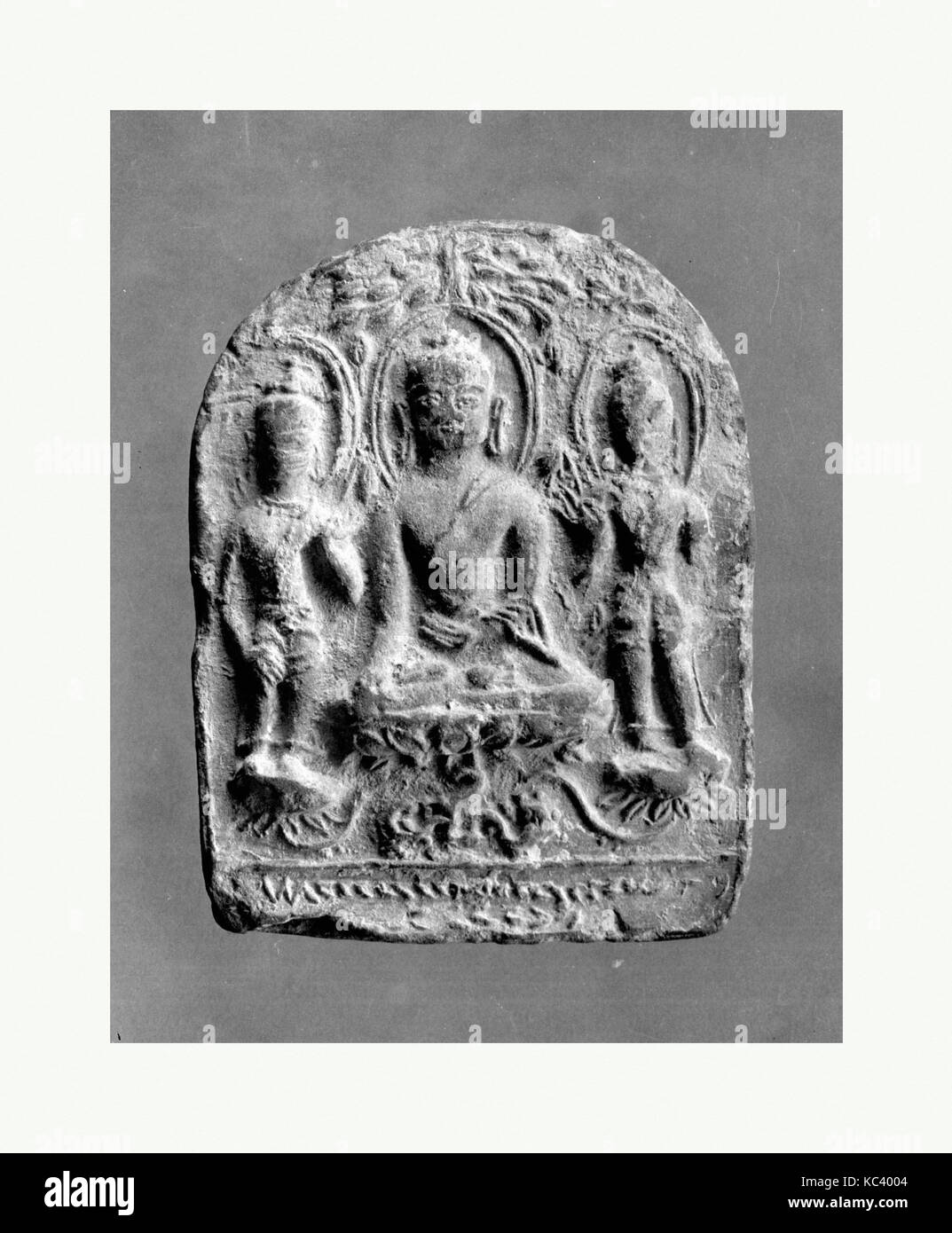 Tile with Buddhist Trinity in Relief, Tang dynasty (618–907), China ...