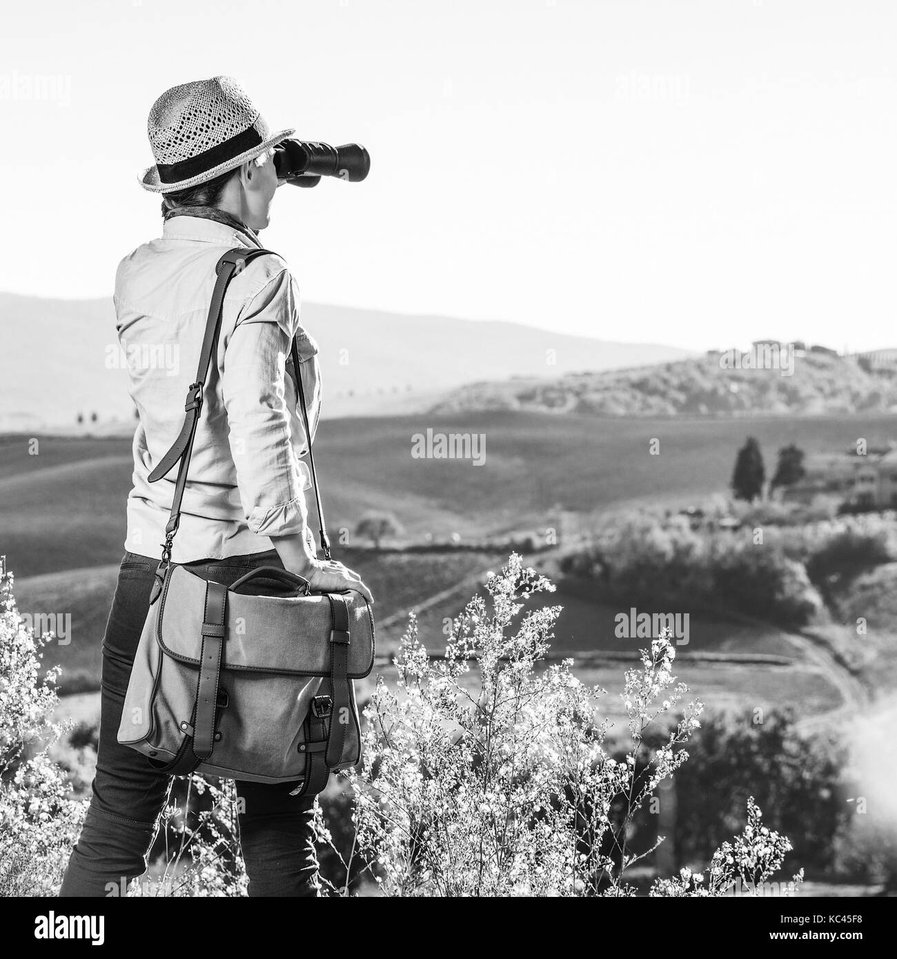 Back view woman Black and White Stock Photos & Images - Alamy