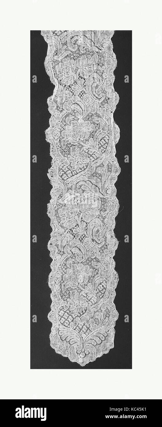 Lappets (2), late 17th century, Franco-Flemish, Linen, bobbin lace, L ...