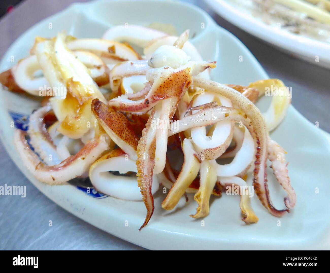 Neritic squid hi-res stock photography and images - Alamy