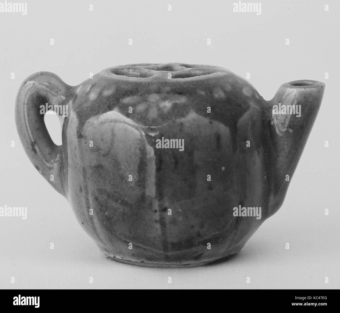 Qing dynasty blue white Black and White Stock Photos & Images - Alamy