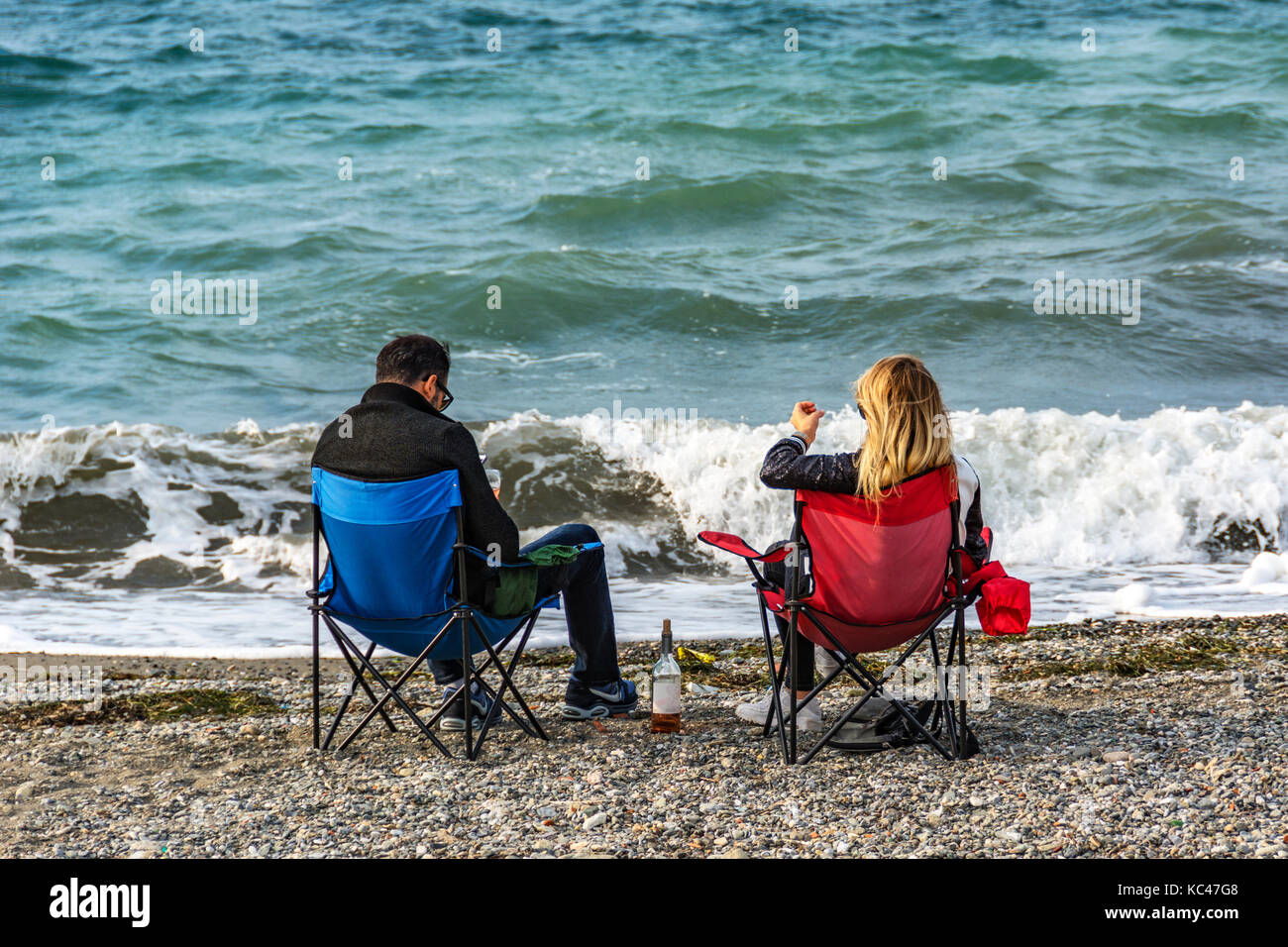 people by the sea Stock Photo - Alamy