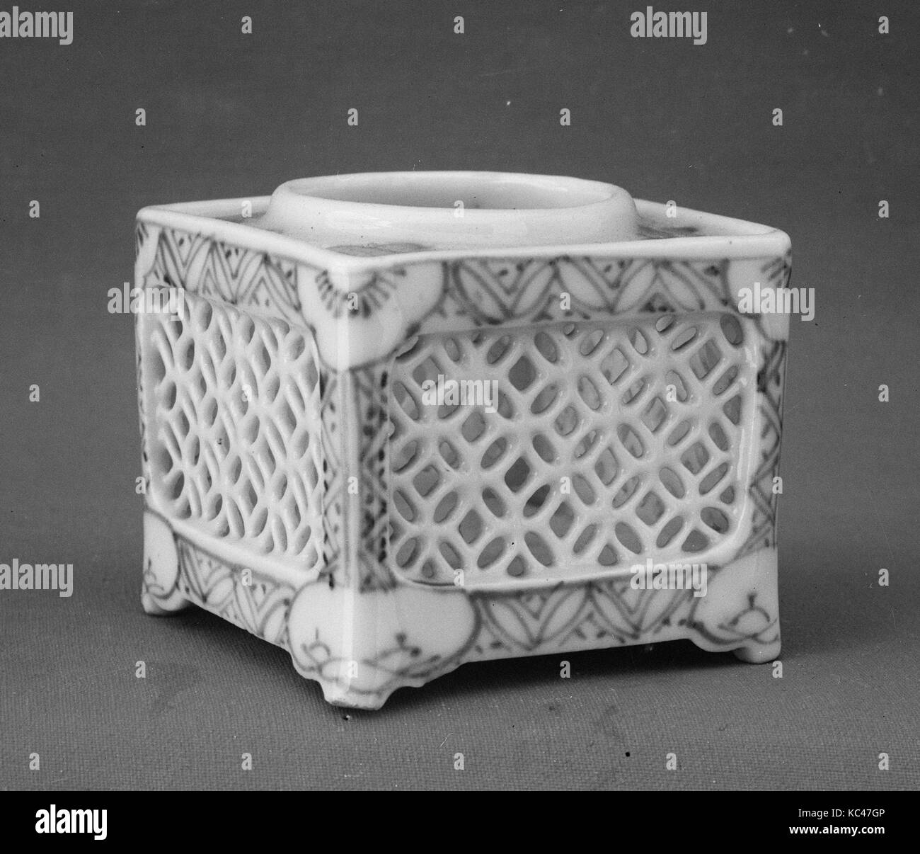 2 5 6 4 8 cm Black and White Stock Photos & Images - Alamy