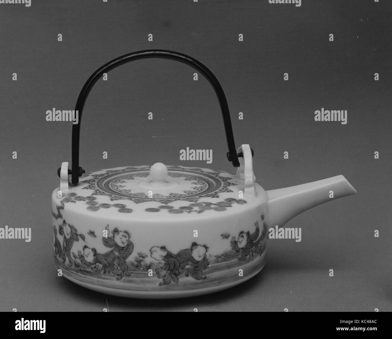 Wine Bottle, Edo period (1615–1868), ca. 1820, Japan, White porcelain ...