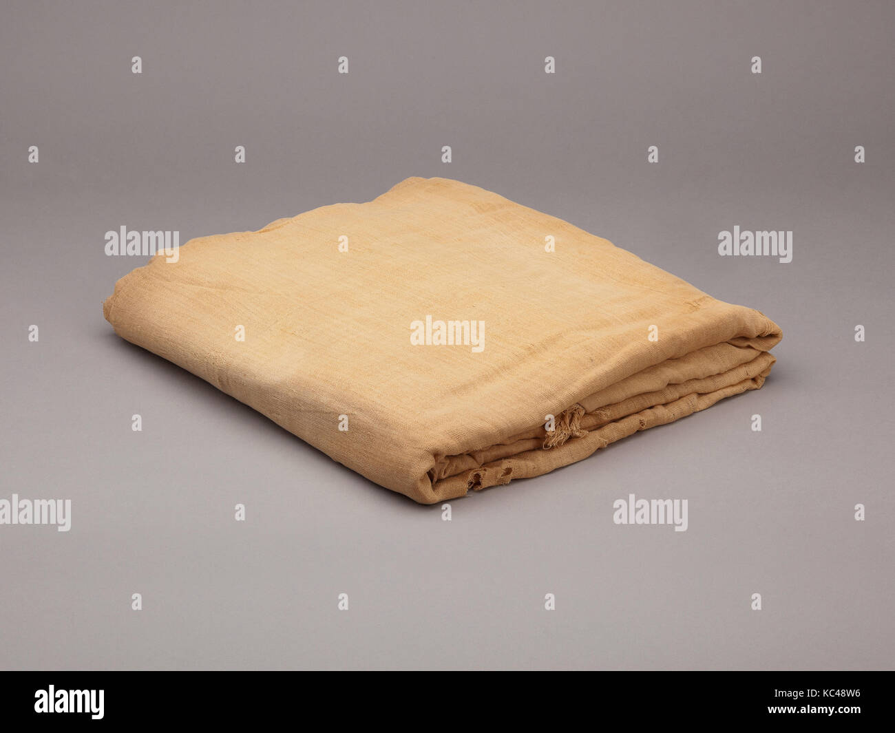 Sheet, linen mark, coarse spin, close weave, ca. 1492–1473 B.C Stock ...