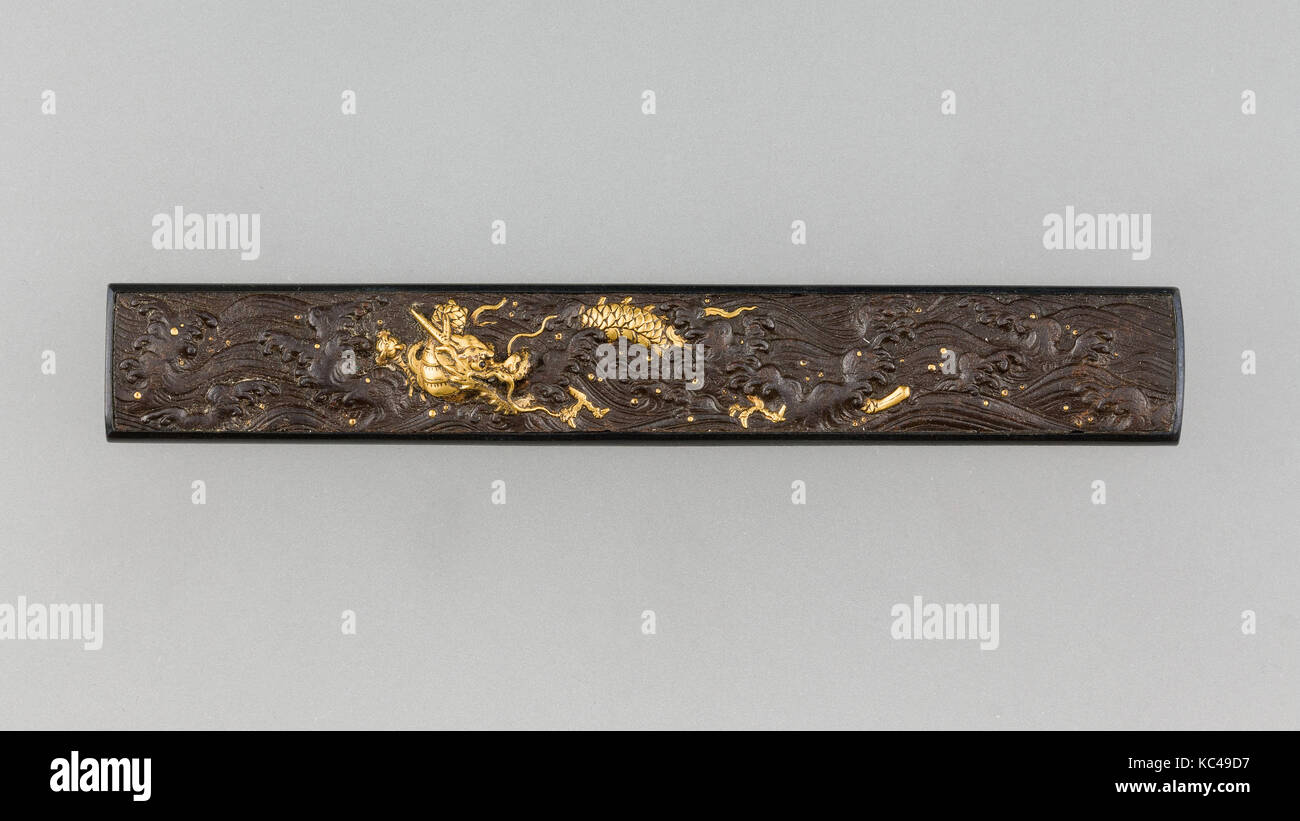 Knife Handle (Kozuka), 18th century, Japanese, Iron, gold, copper-gold ...