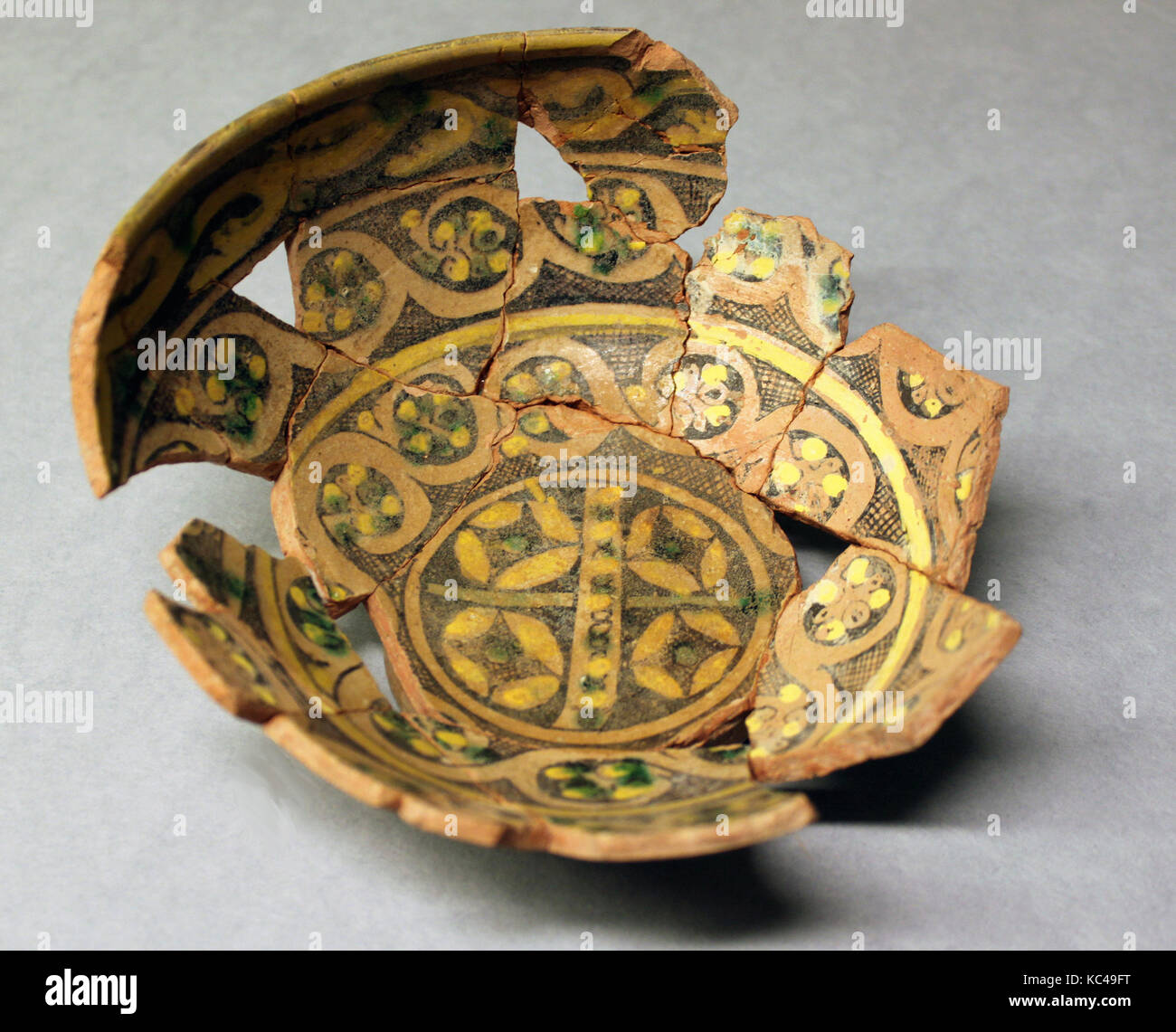 Bowl, 9th–10th century, Excavated in Iran, Nishapur, Earthenware; buff ...