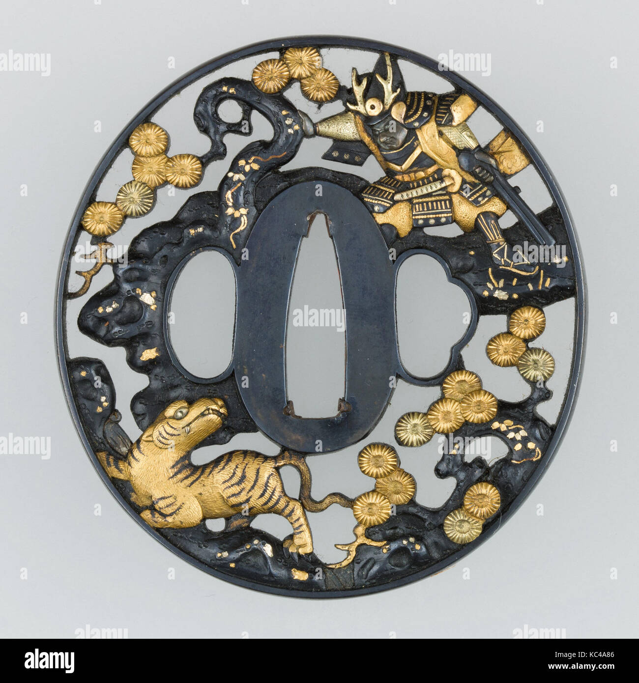 Sword Guard (Tsuba), 18th century, Japanese, Copper-gold alloy (shakudō ...