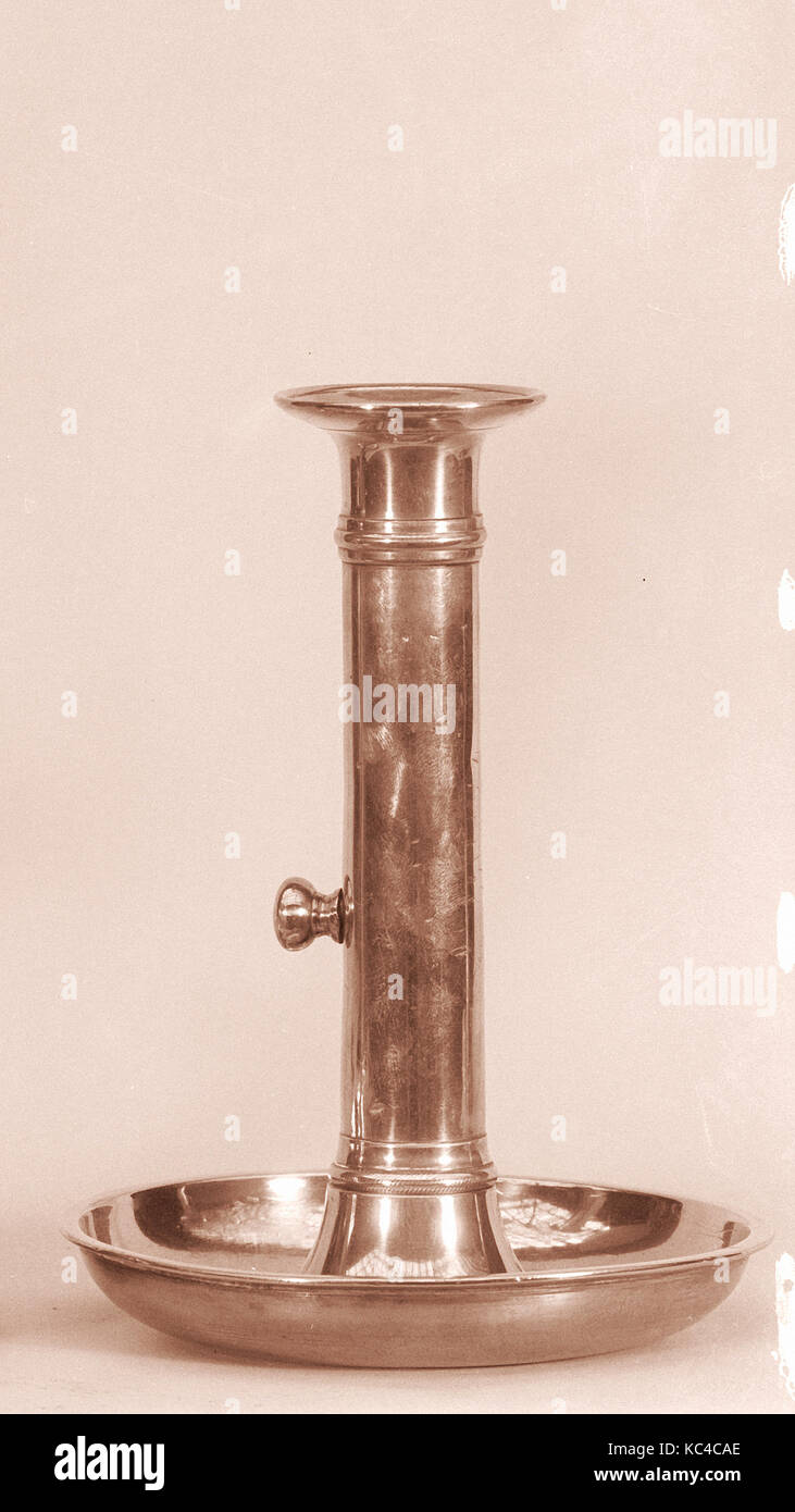 Candlestick, 1790–1820, Brass, 7 1/4 x 5 1/4 in. (18.4 x 13.3 cm ...