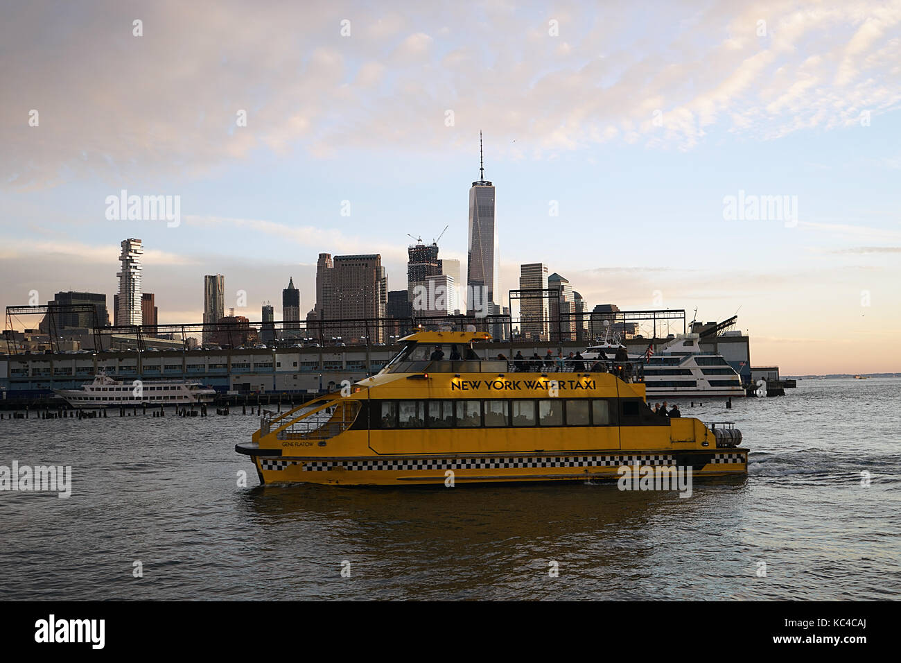 New York City Taxi Boat Skyline yellowo USA yellow Stock Photo - Alamy