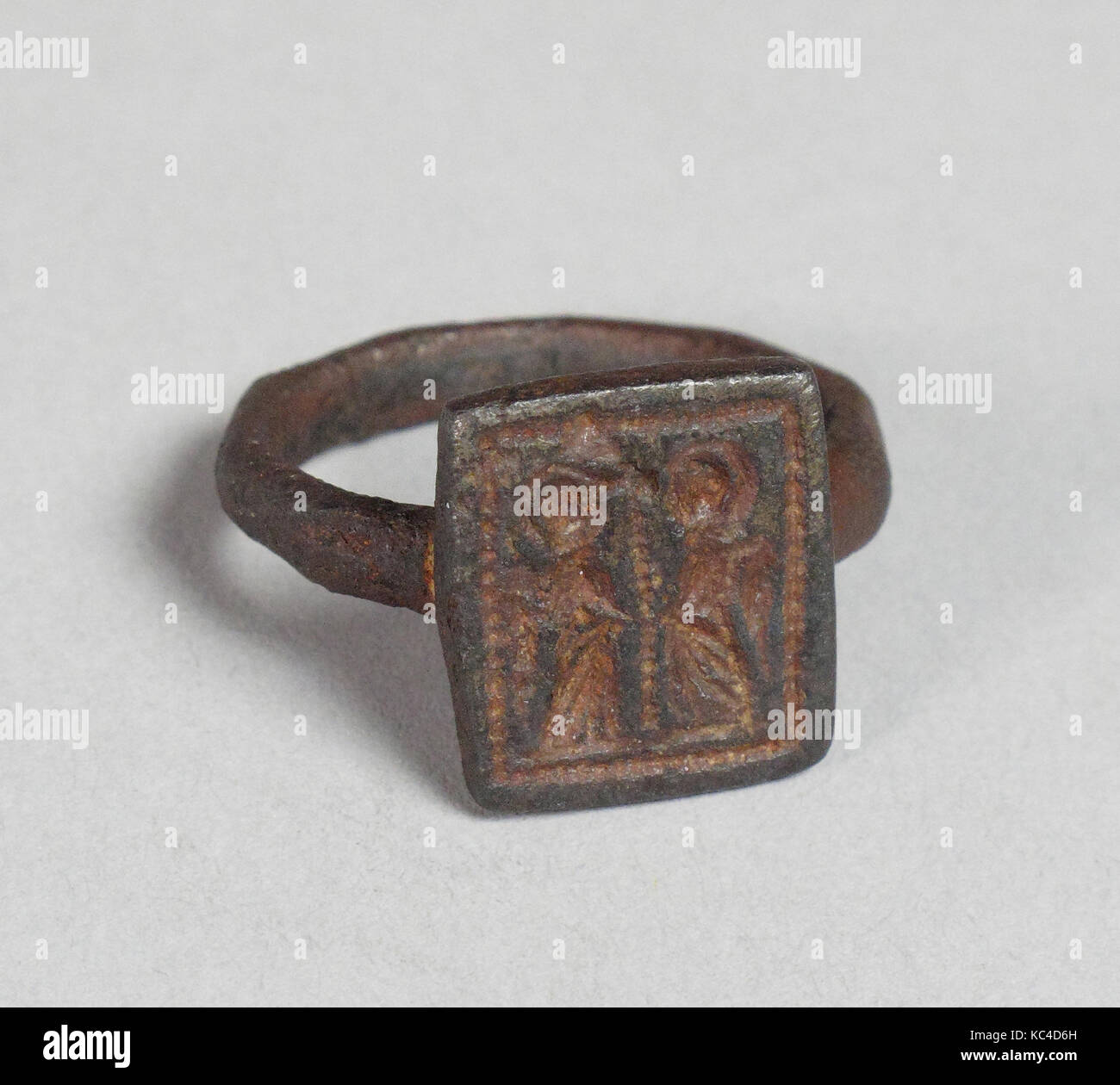 Signet Ring, 12th–13th century, European, Iron, 1 1/8, H. 1 3/16 ...