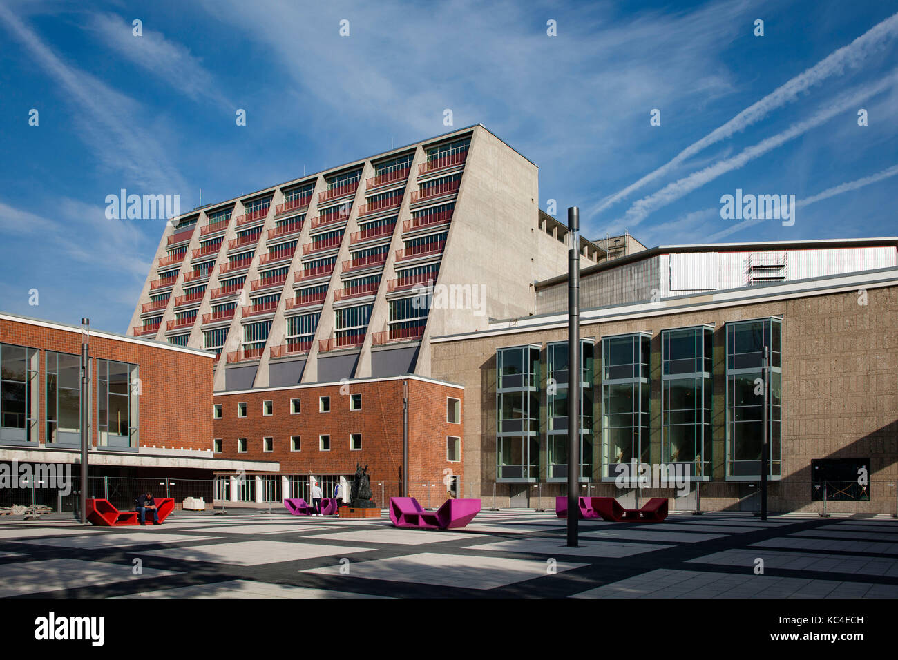 Koelner oper hi-res stock photography and images - Alamy