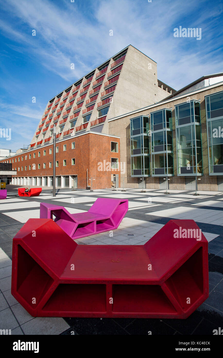 Germany, Cologne, the opera house at the Offenbach square. Deutschland ...