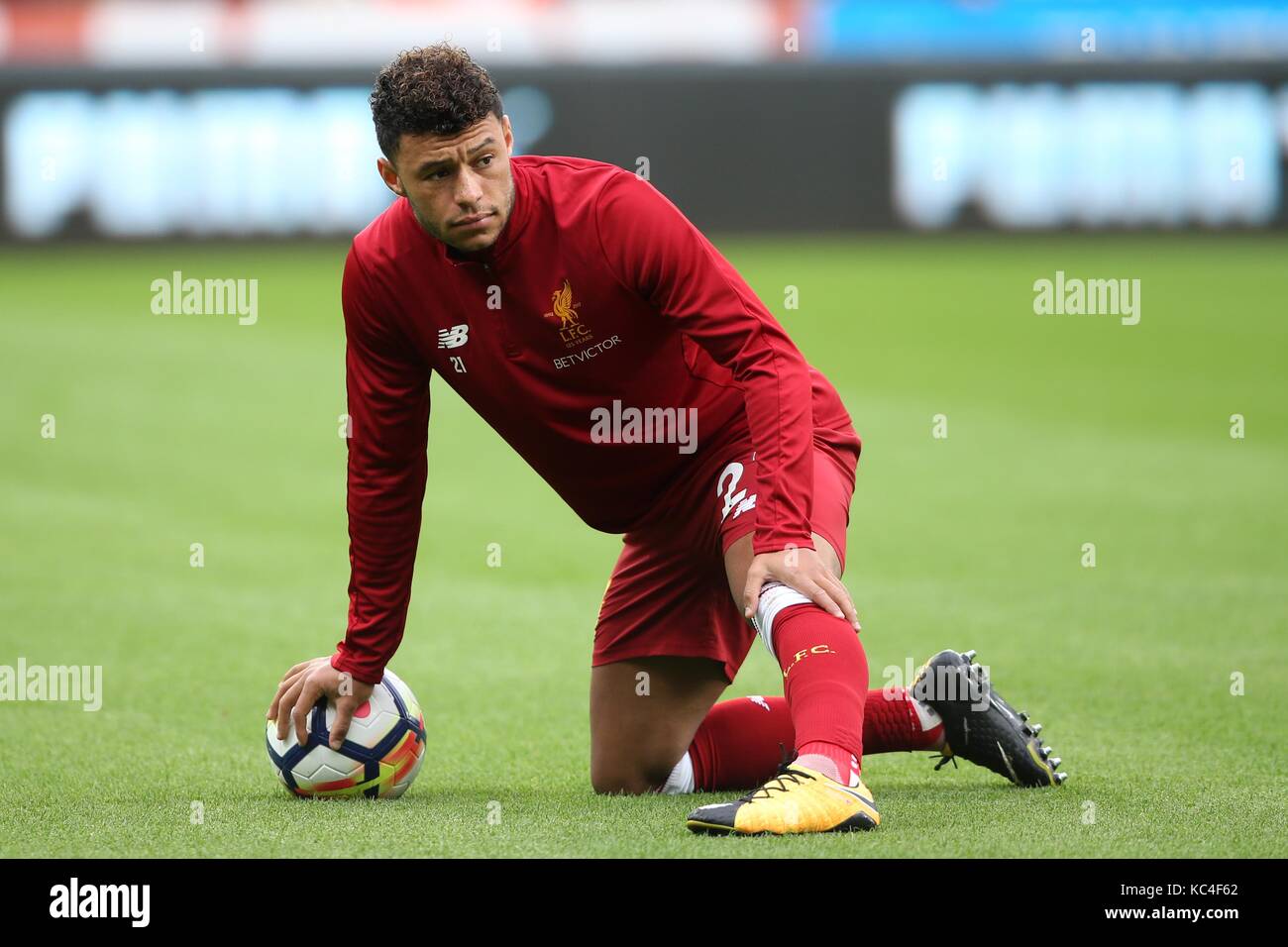 ALEX OXLADE-CHAMBERLAIN LIVERPOOL FC LIVERPOOL FC ST JAMES PARK ...