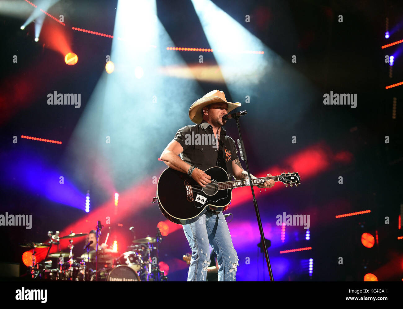 Jason aldean las vegas shooting hi-res stock photography and images - Alamy