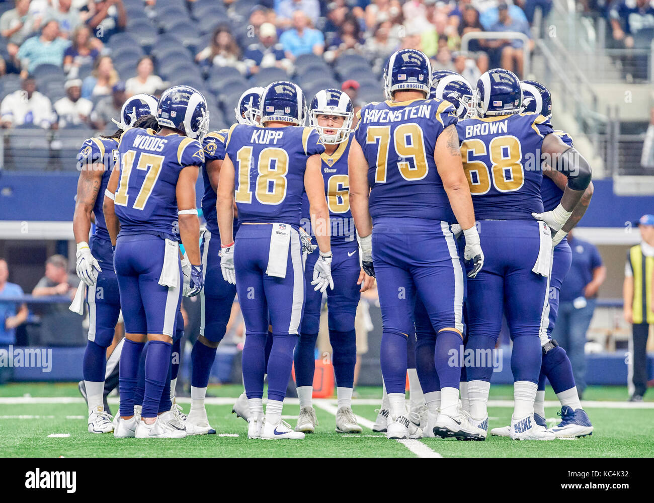 October 01, 2017: Los Angeles Rams quarterback Jared Goff #16 in the ...