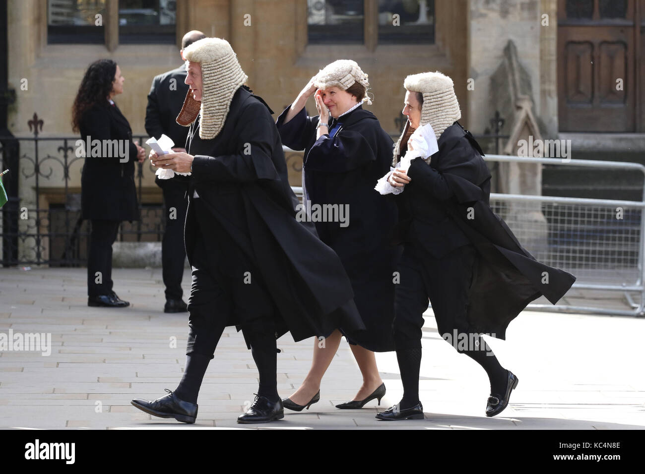 Judges wearing black robes hi-res stock photography and images - Alamy