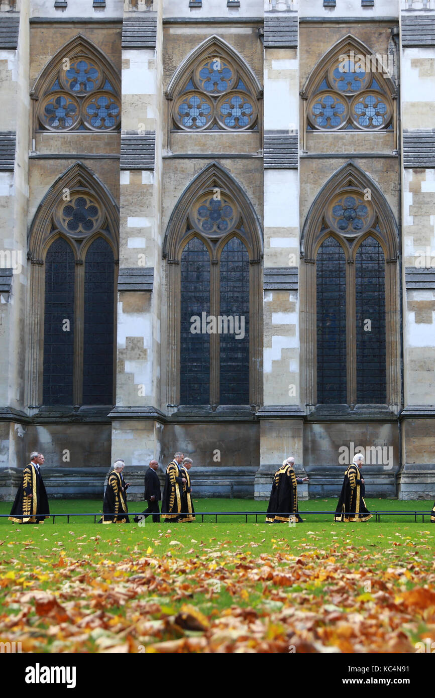 Wearing their supreme court ceremonial robes hi-res stock photography ...