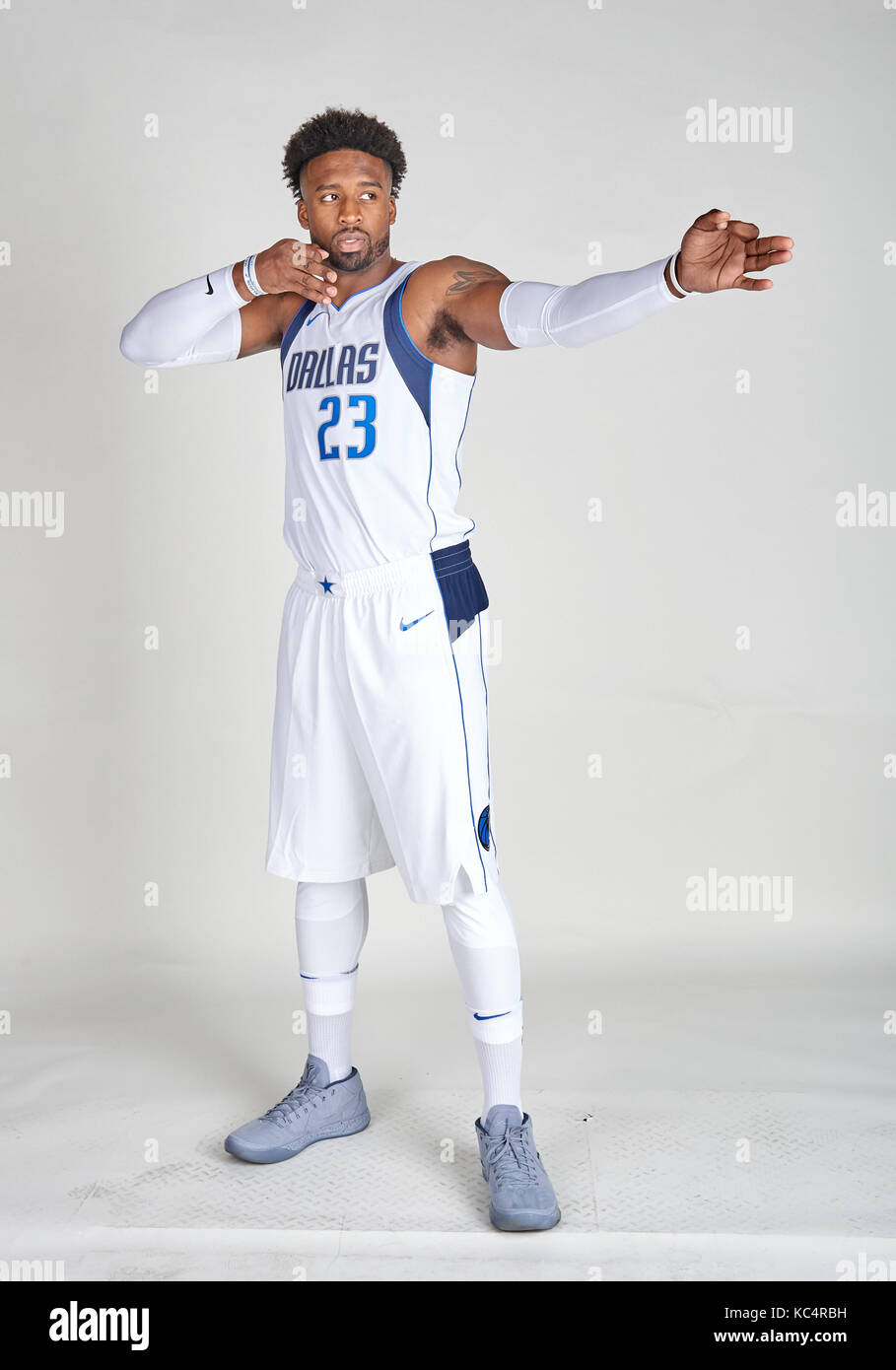 Sept 25, 2017: Dallas Mavericks guard Wesley Matthews #23 poses during ...