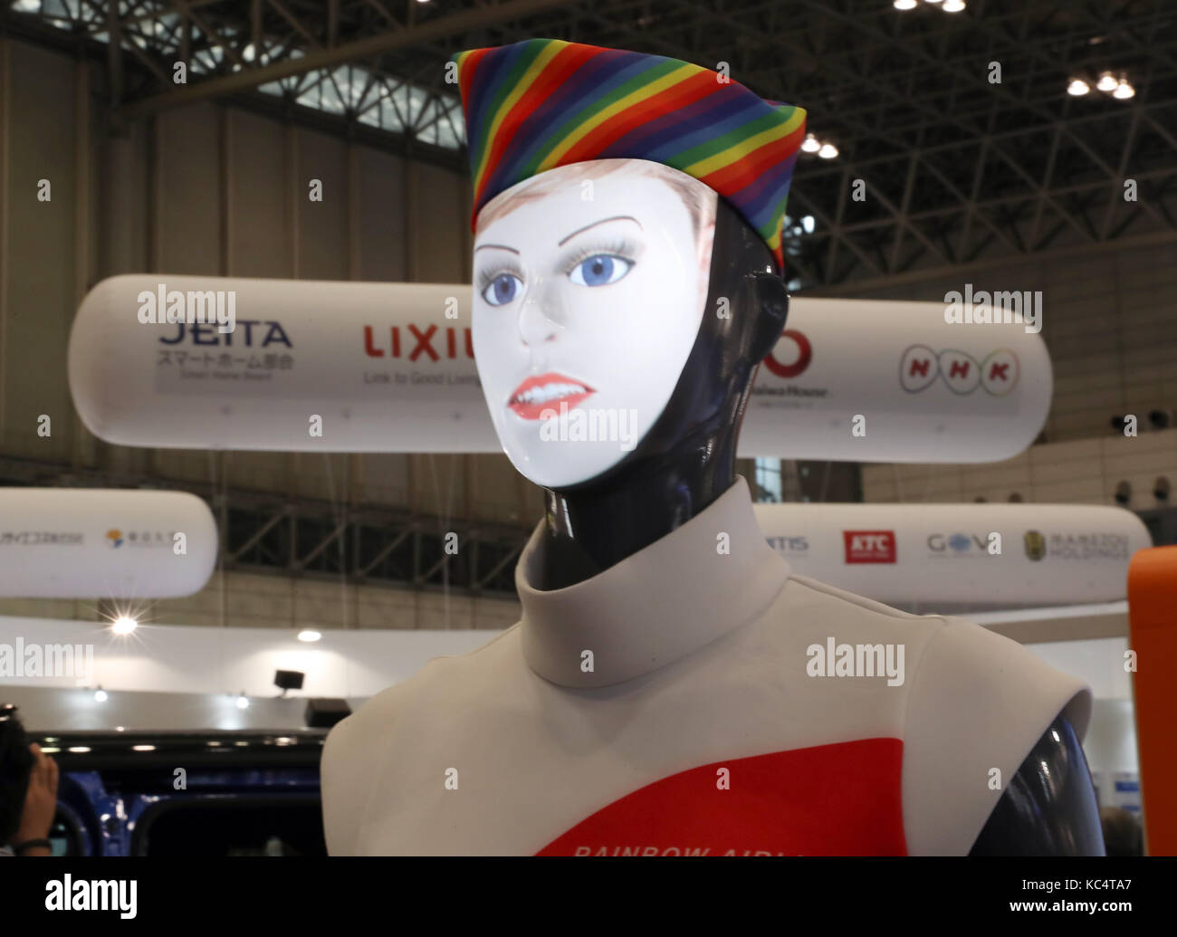 Chiba, Japan. 3rd Oct, 2017. Japan's mannequin maker Nanasai displays ...