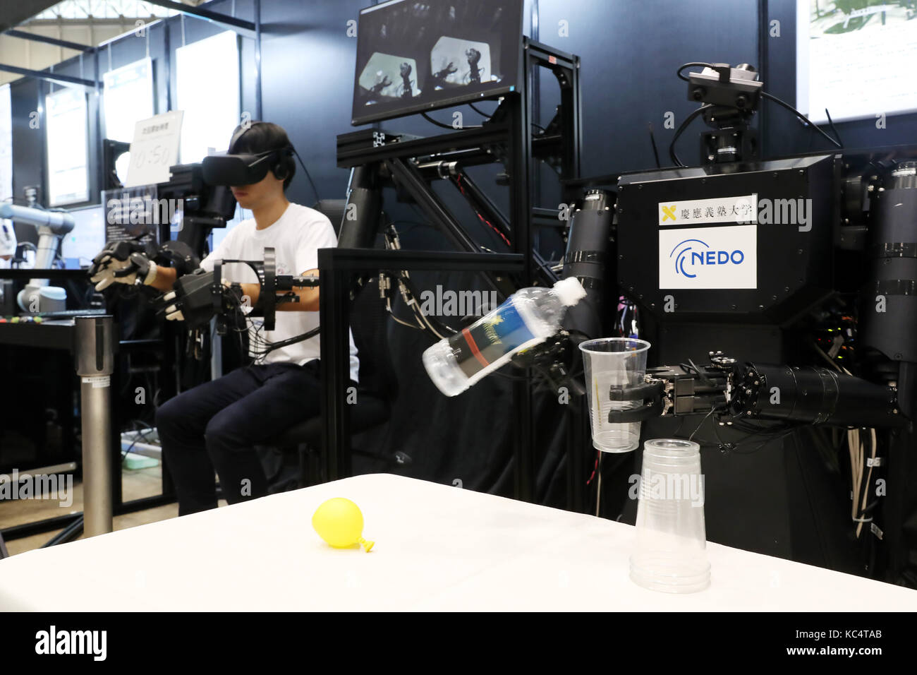 Chiba, Japan. 3rd Oct, 2017. Japan's Keio University displays robot ...