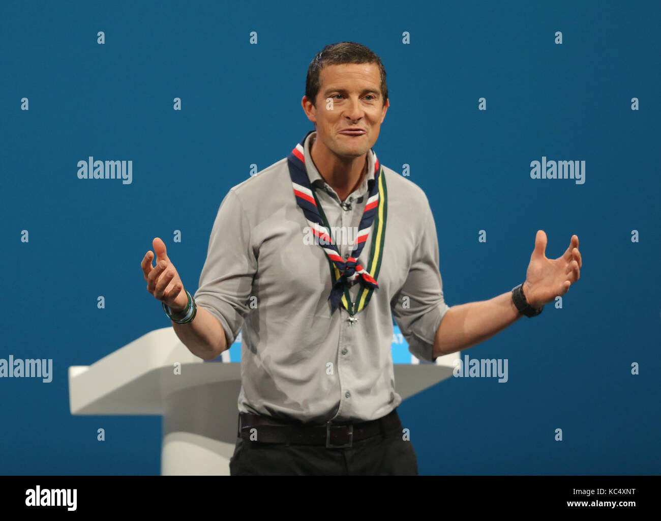 Bear grylls hi-res stock photography and images - Alamy