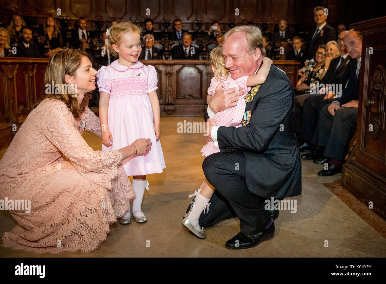 Prince Carlos, Princess Annemarie with their daughters Princess Luisa ...