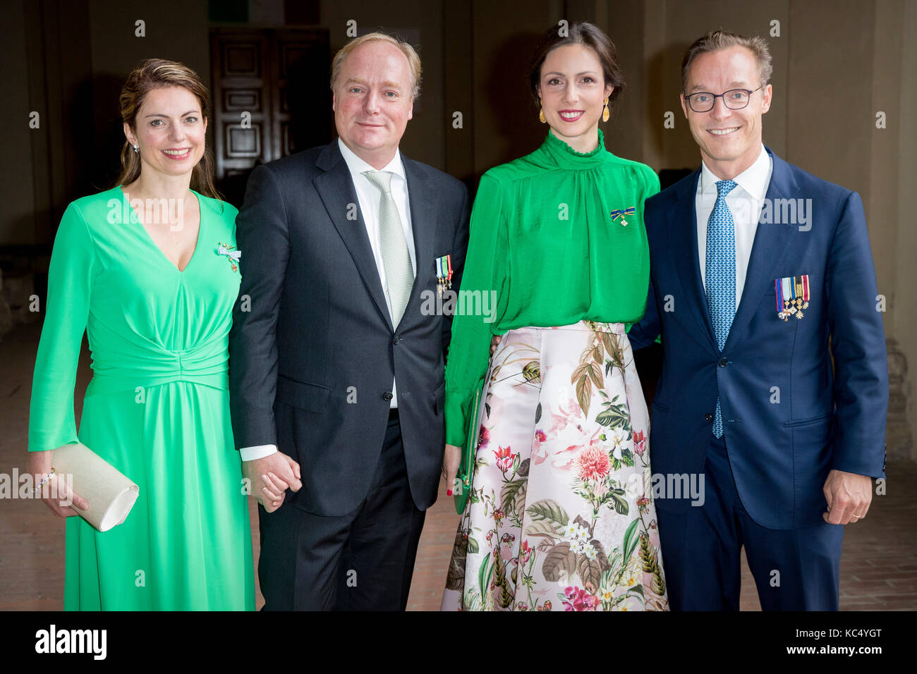 Prince Carlos, Princess Annemarie with their daughters Princess Luisa ...