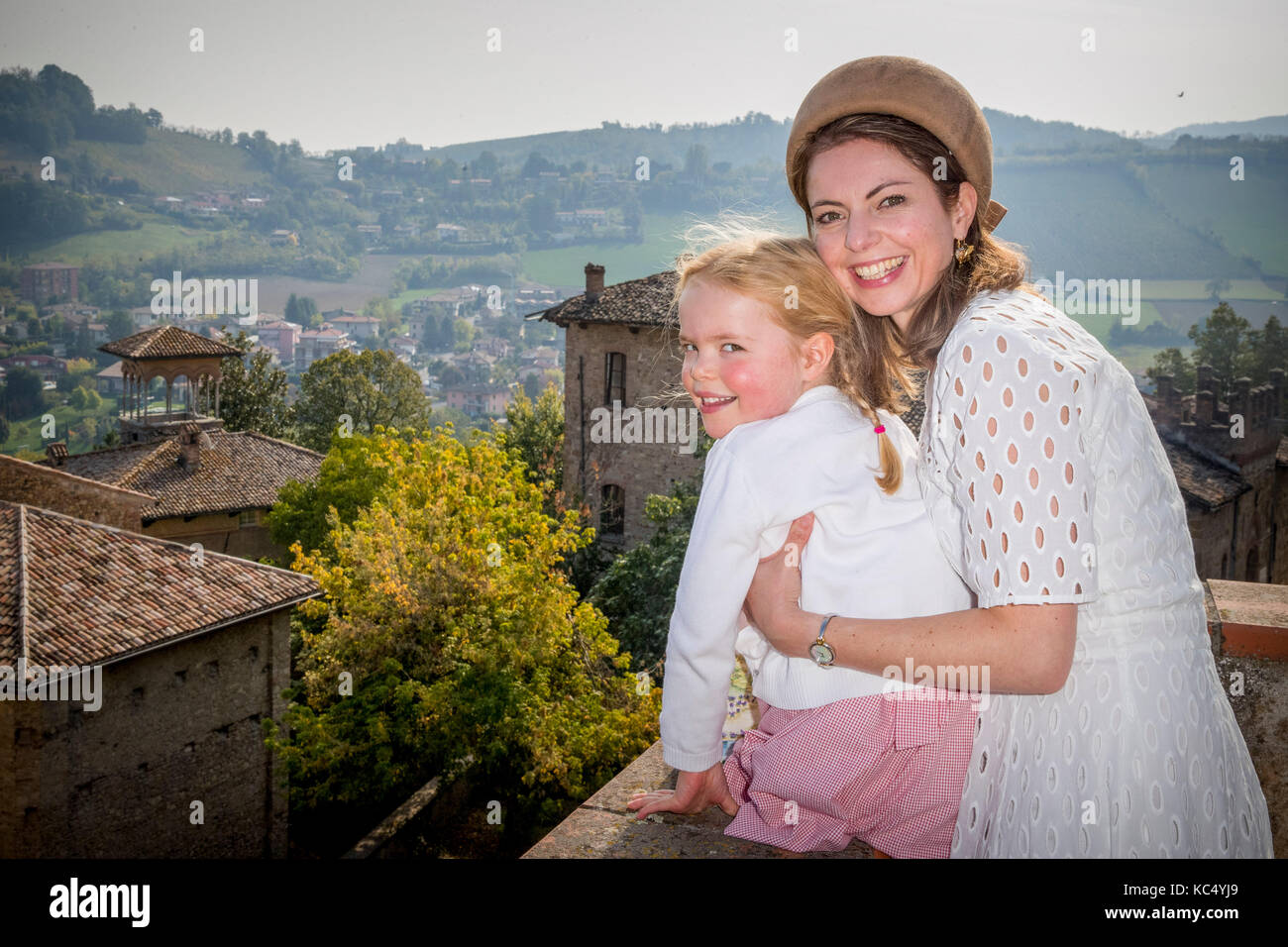 Prince Carlos, Princess Annemarie with their daughters Princess Luisa ...