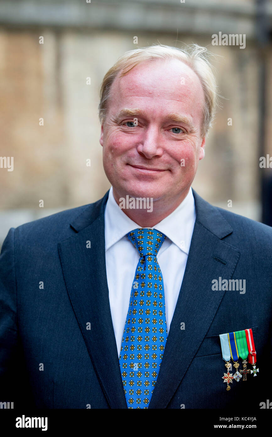 Prince Carlos, Princess Annemarie with their daughters Princess Luisa ...