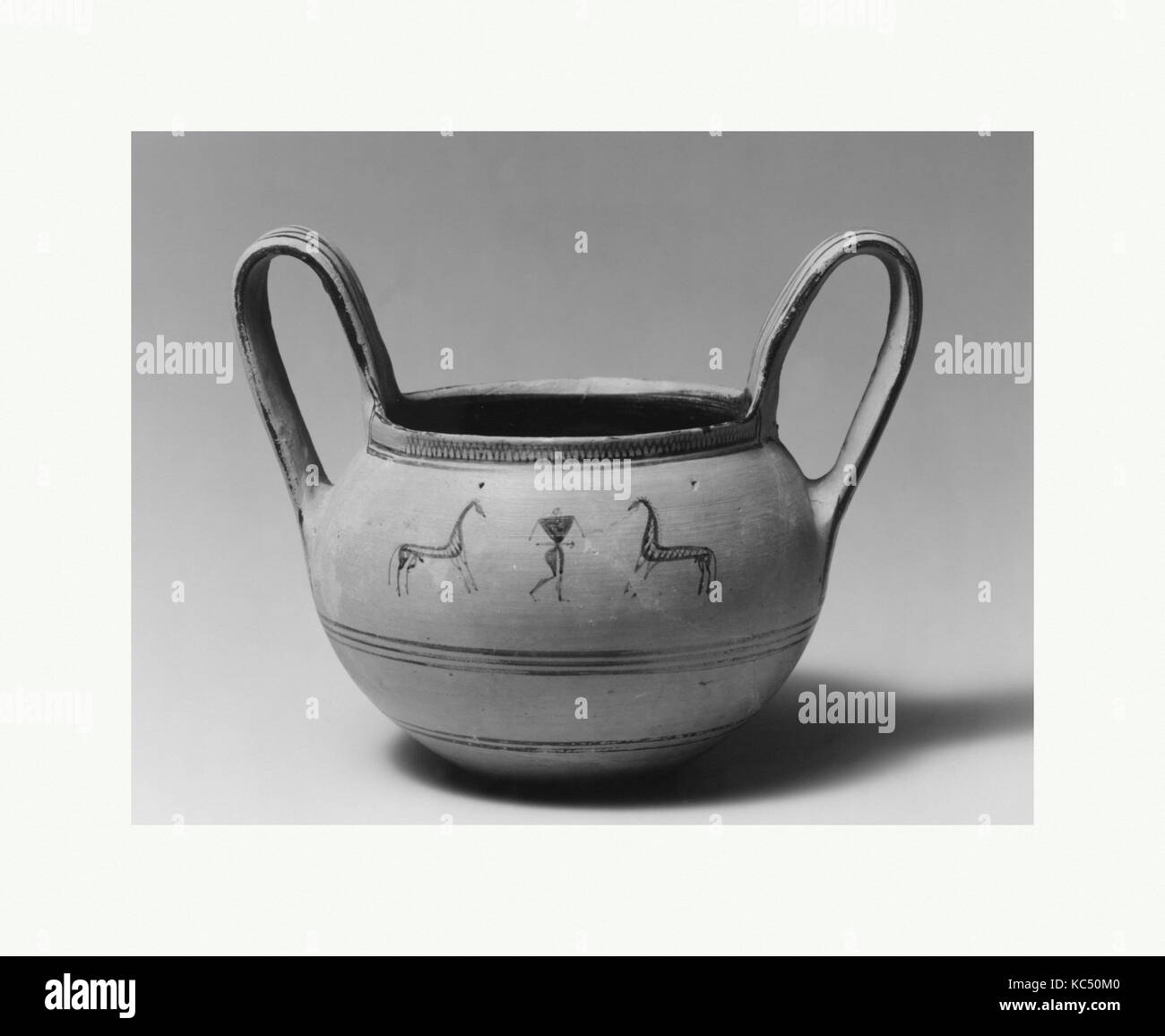 Kantharos represents hi-res stock photography and images - Alamy