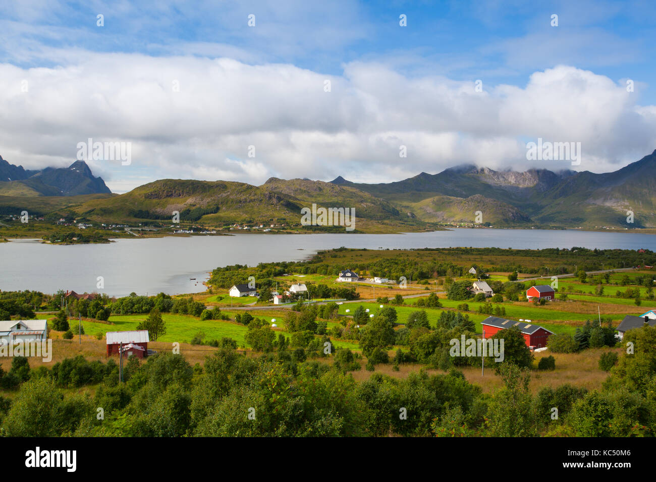 Amazing landscape near the Torvdalsveien city, Bostad, Lofoten, Norway ...