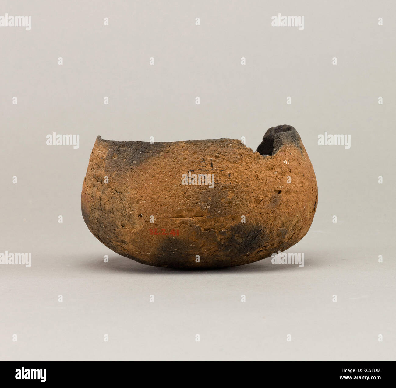 Deep bowl, Predynastic, Badarian, ca. 4400–3800 B.C., From Egypt ...