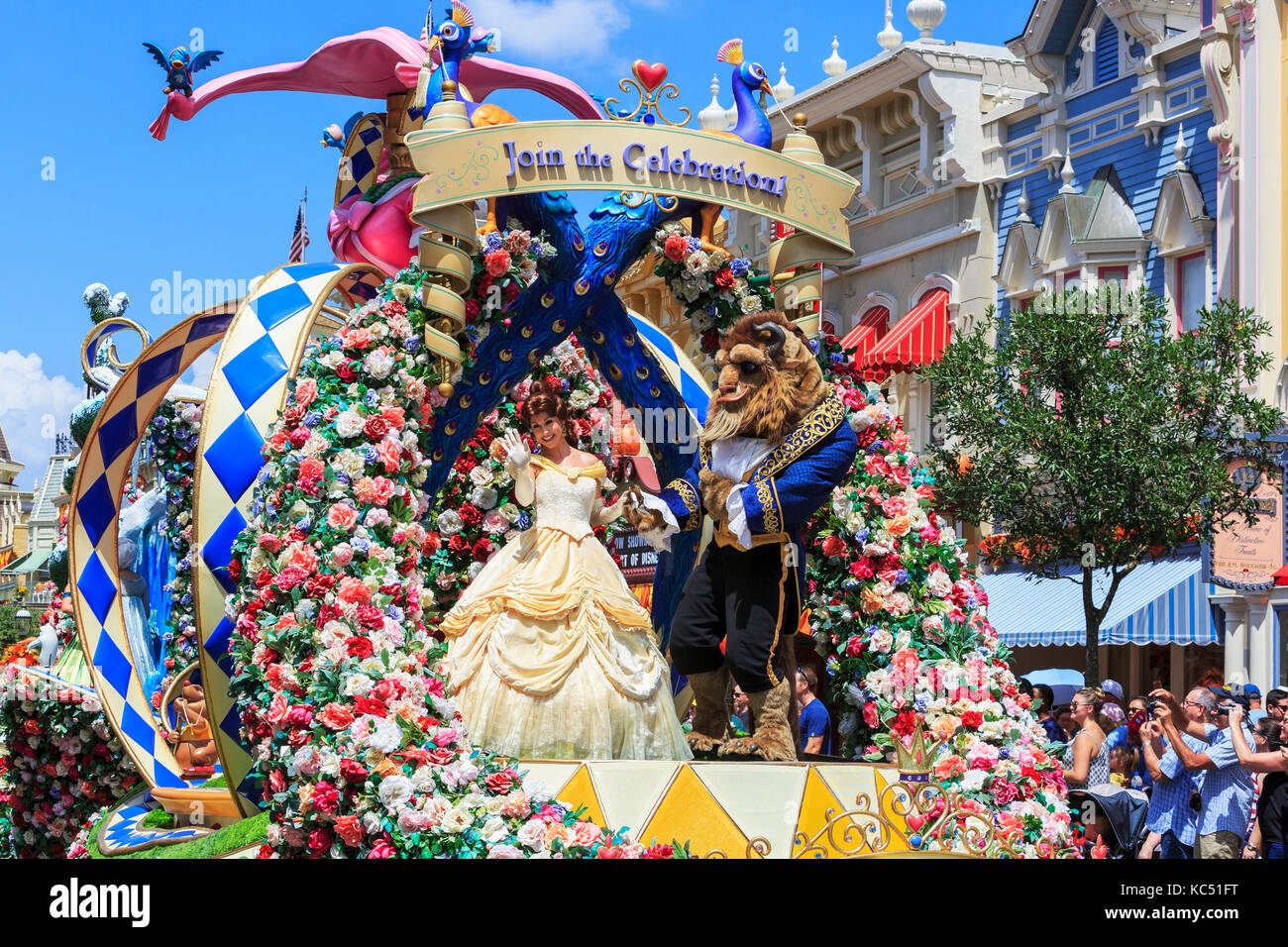 Walt Disney's Magic Kingdom theme park, showing the fairy tale castle ...