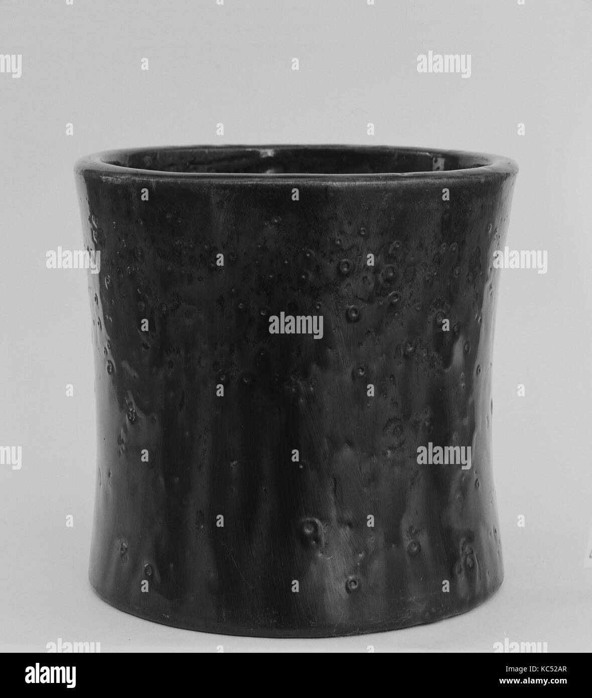 Brush Pot, Edo period (1615–1868), 18th century, Japan, Clay covered ...