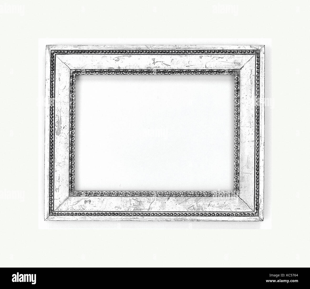 Cassetta frame, ca. 1785, style Louis XVI, French, Carved and gilt oak ...