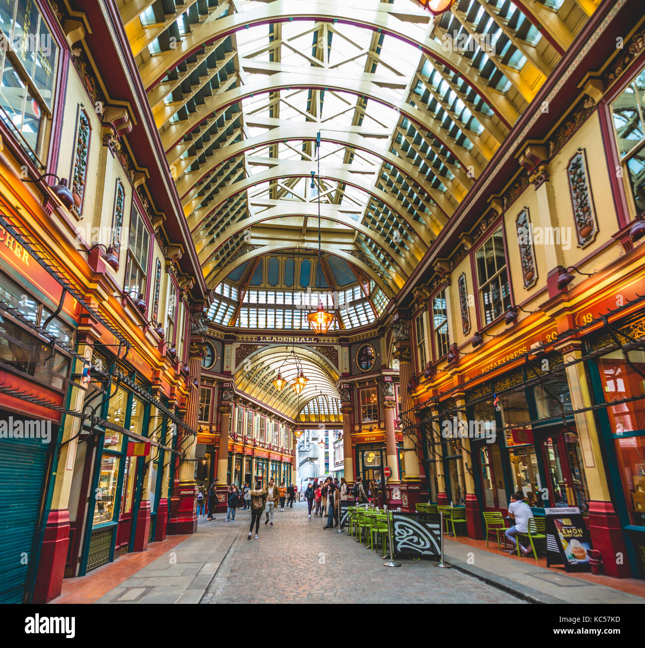 Covered market hall, shopping mall Leadenhall Market, City of London ...