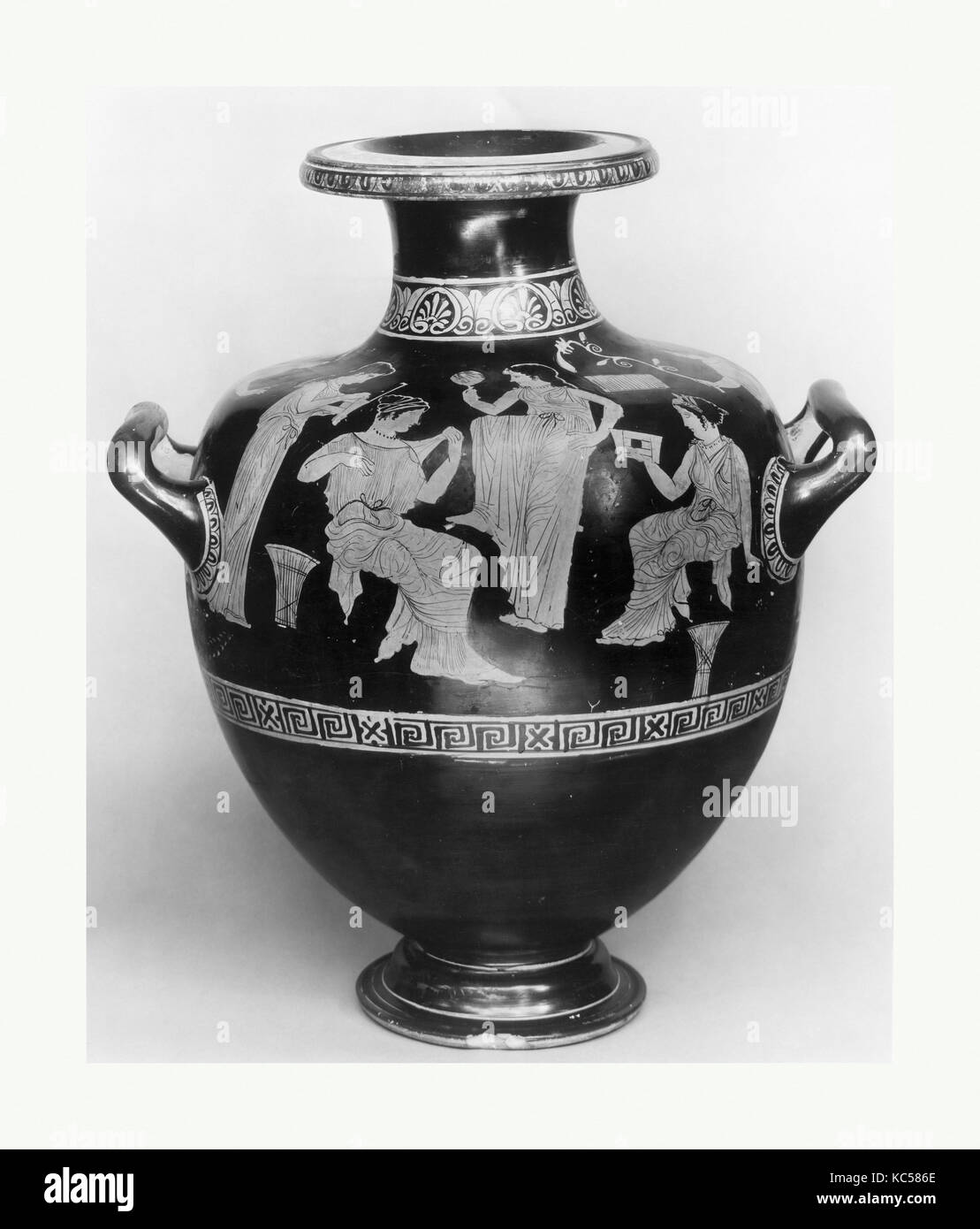 Terracotta hydria hi-res stock photography and images - Alamy