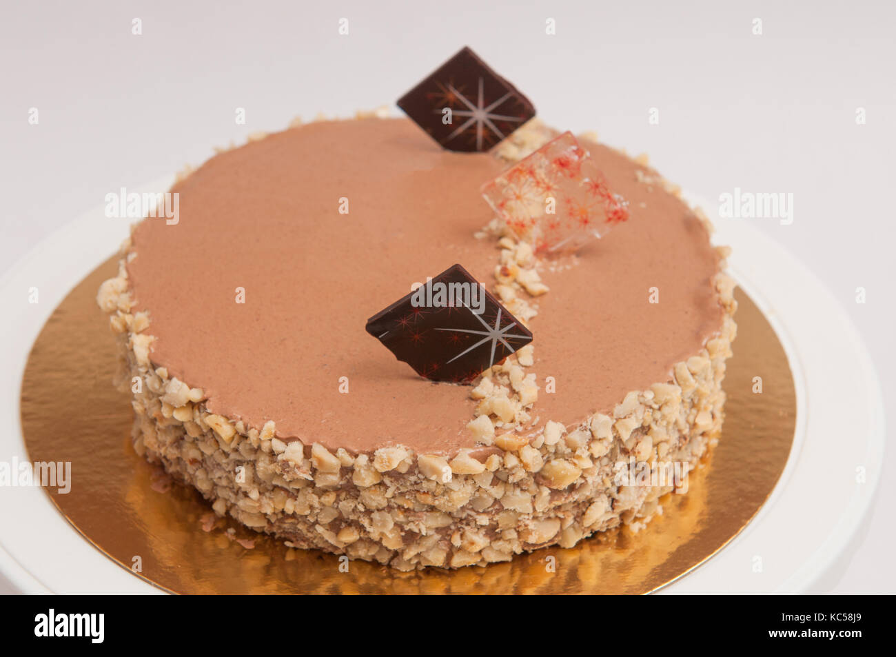 Crushed cake pieces hi-res stock photography and images - Alamy