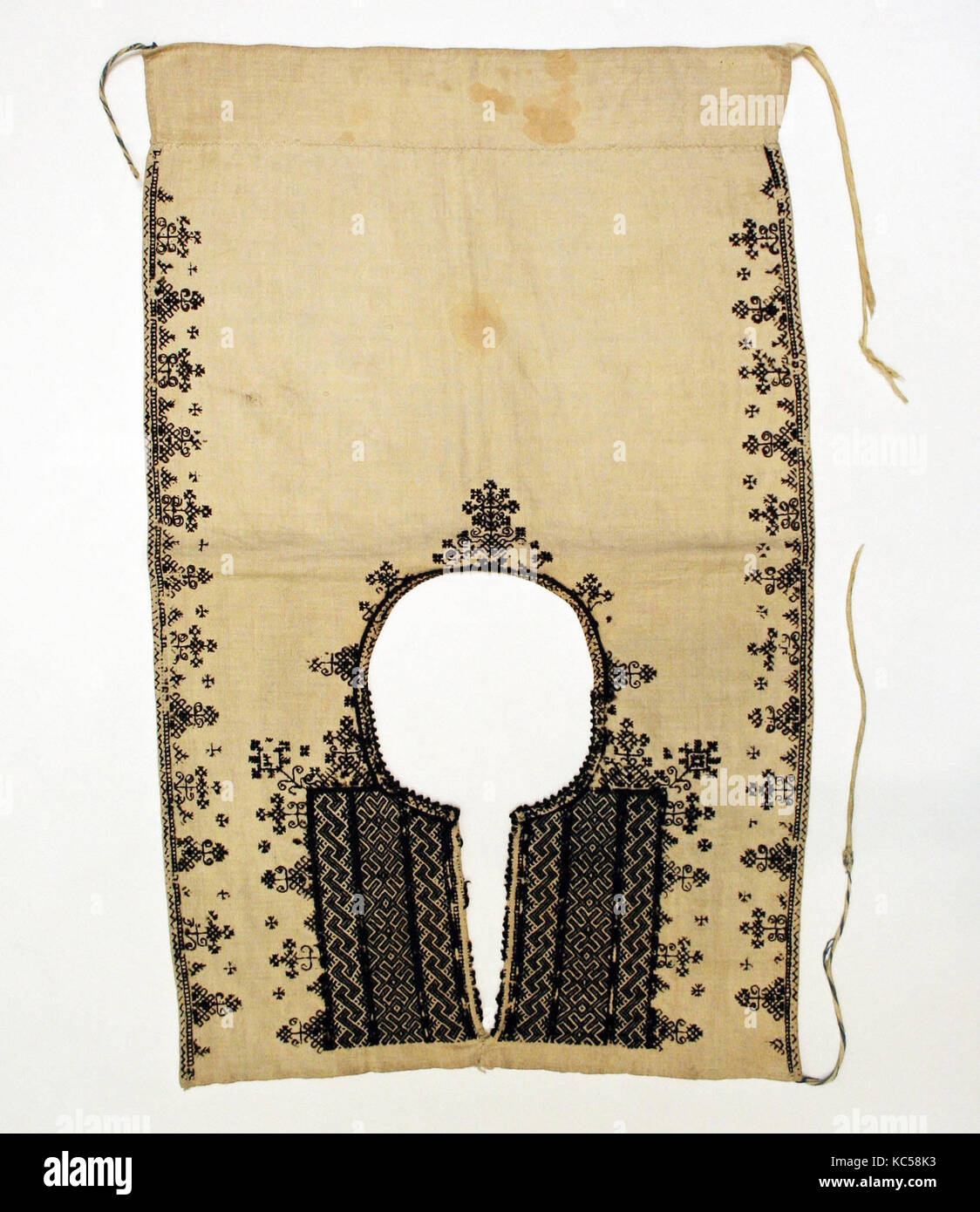 Pechero, 18th century, Spanish, linen Stock Photo - Alamy