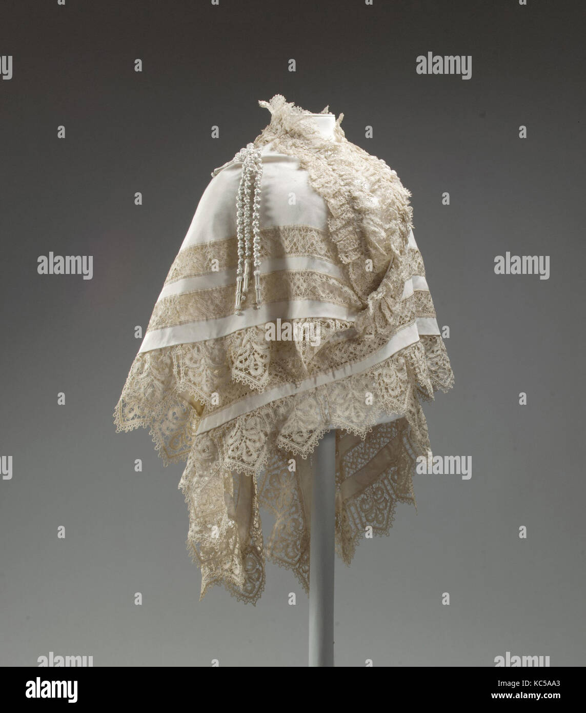 Mantle, ca. 1863, British, silk Stock Photo - Alamy