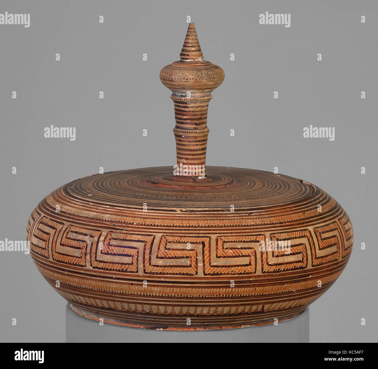 Terracotta pyxis (box with lid), mid-8th century B.C Stock Photo - Alamy